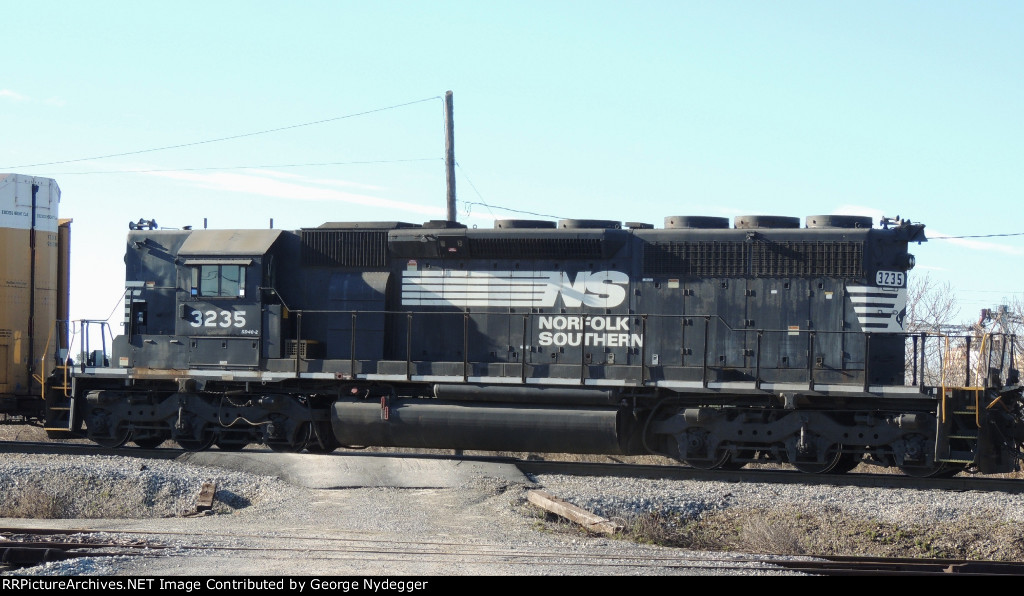 NS 3235 / SD40-2 High-Hood